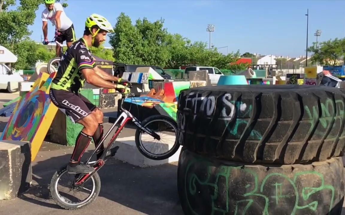 Bike_TRICKS_on_a_RAIL!___-_Urban_MTB_Trials_Stunts_-_Street_Ride_Portsmo