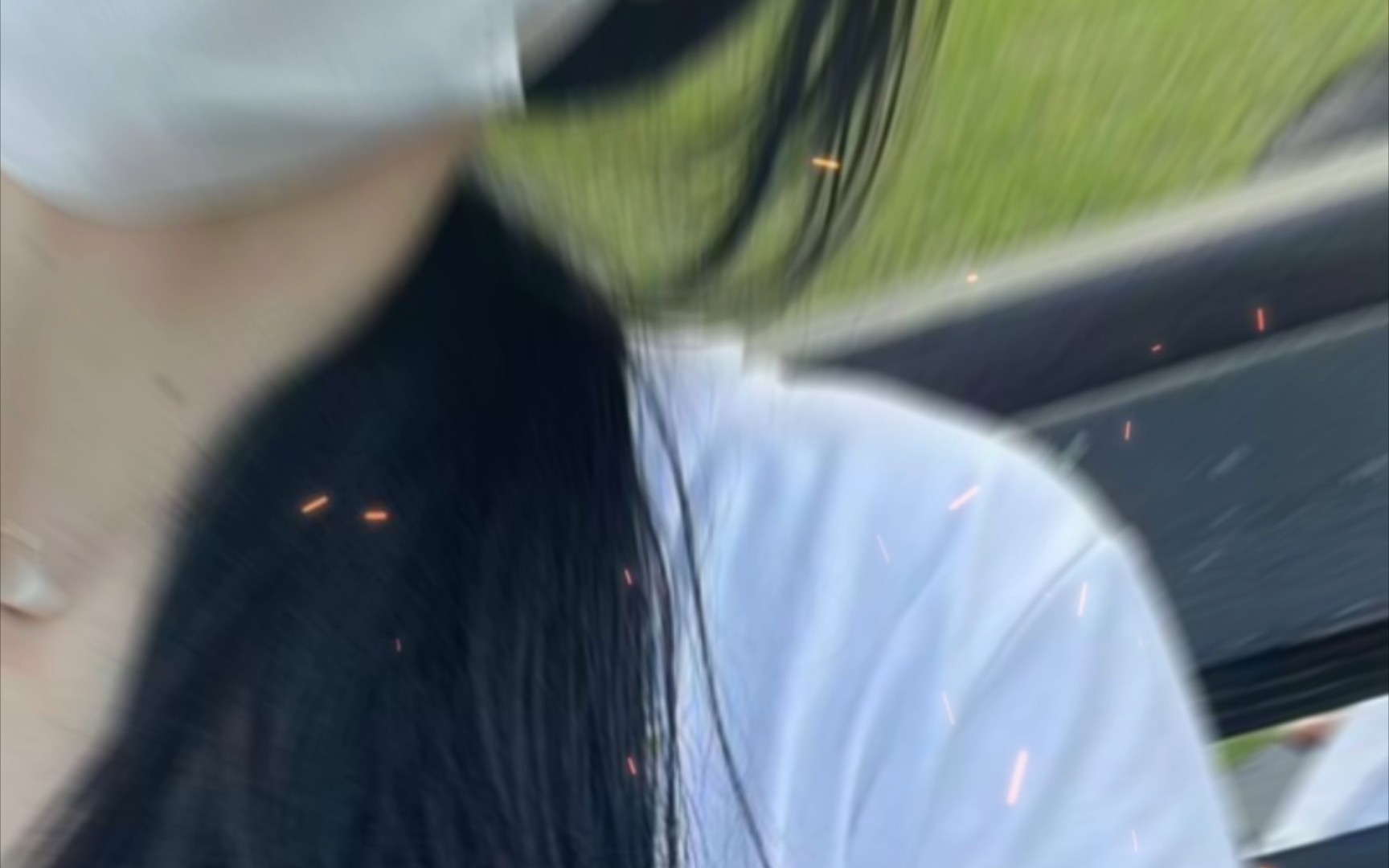 微博 [笨蛋初初] 美女超级可爱捏 丰满女神 - 视频下载 Video Downloader