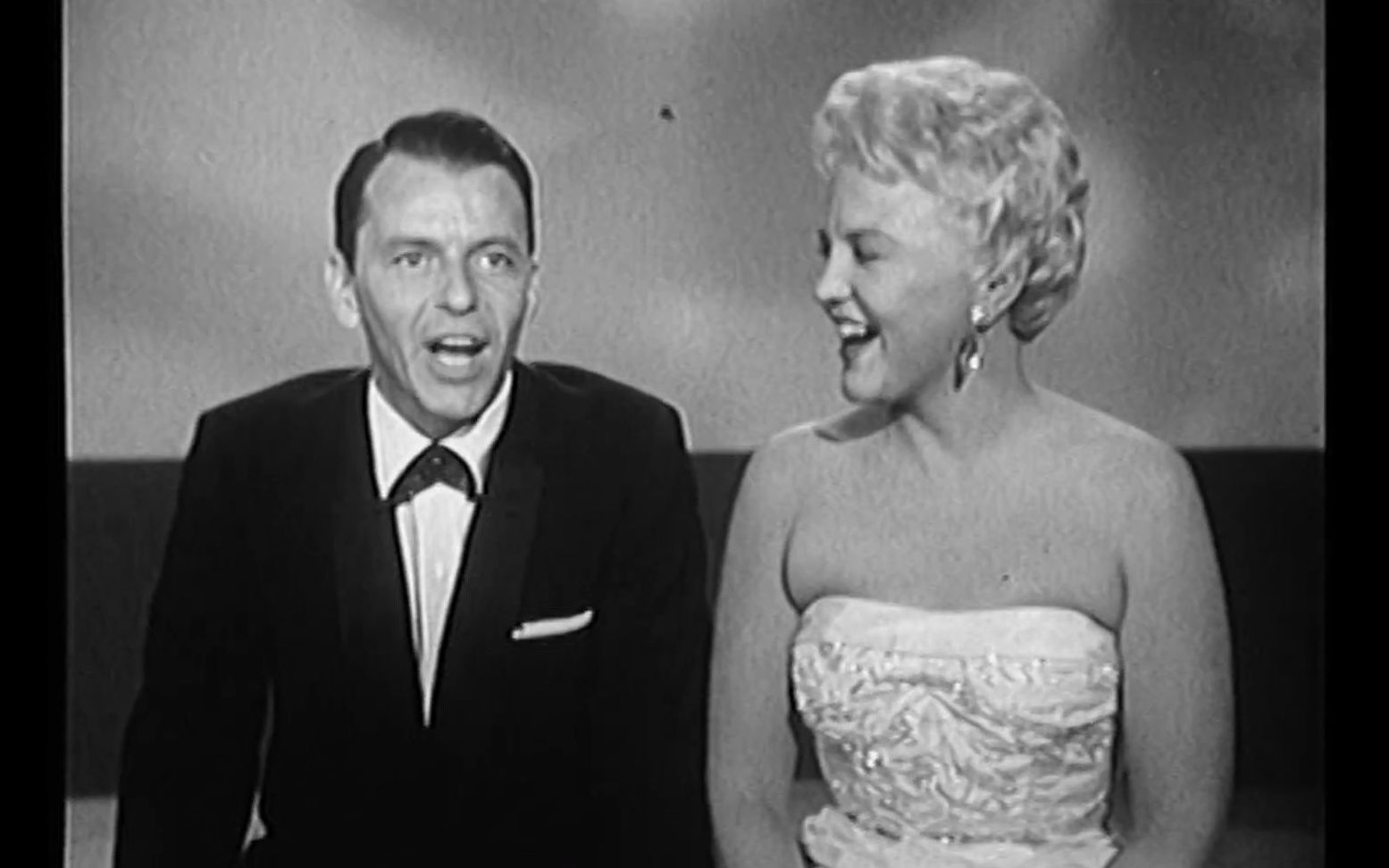 Frank Sinatra - Classic Duets_哔哩哔哩_bilibili