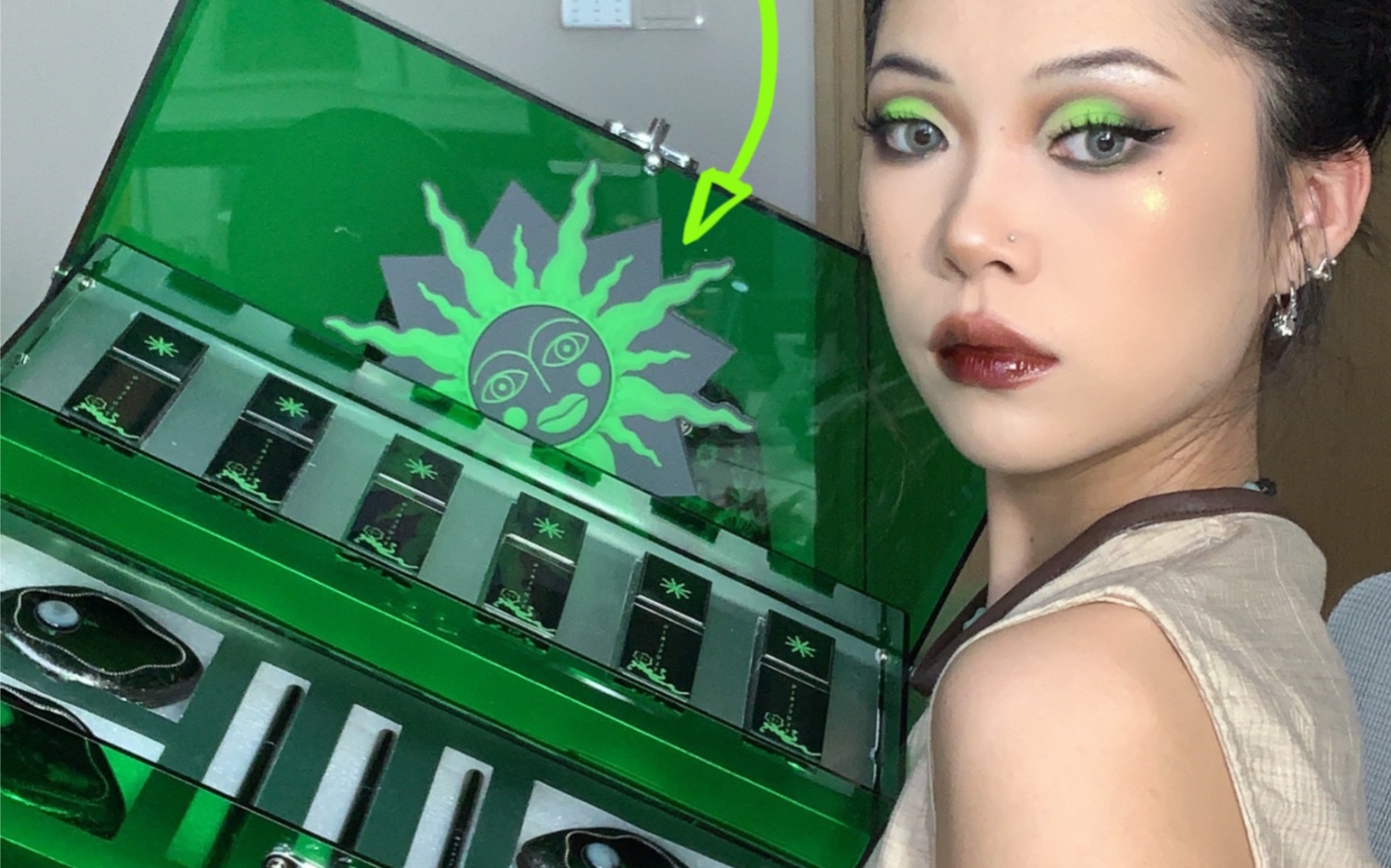 RACH｜girlcult赛博聊斋系列全试色！开箱顺便画个妆！ - 哔哩哔哩