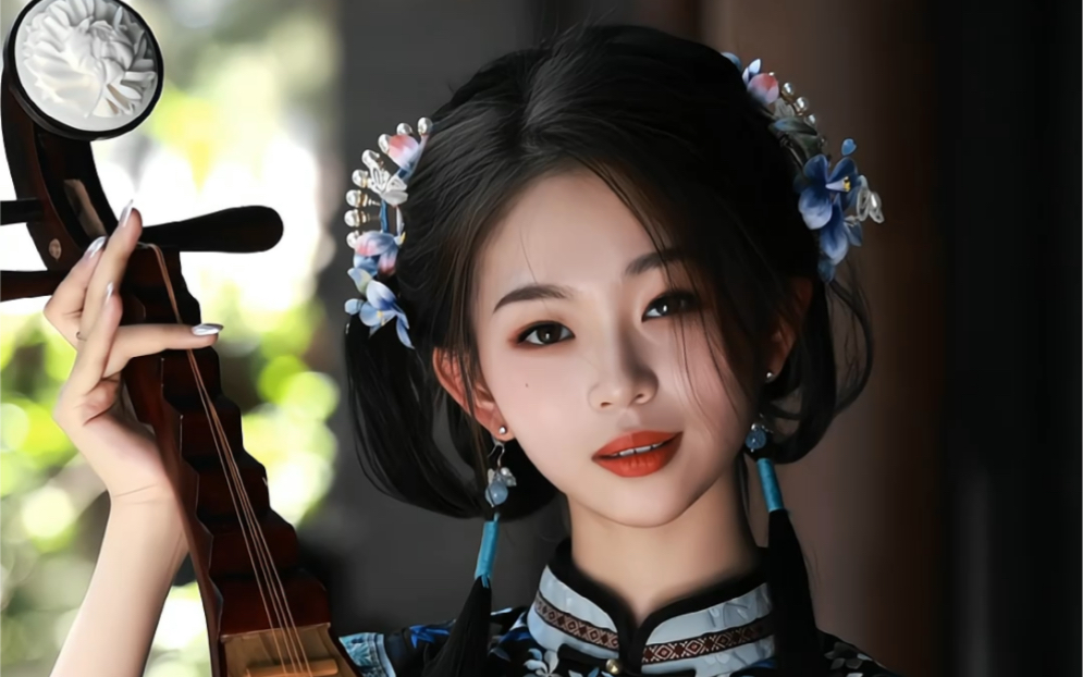 【wanzi】第一次拍古装！真的会爱上自己 - 视频下载 Video Downloader