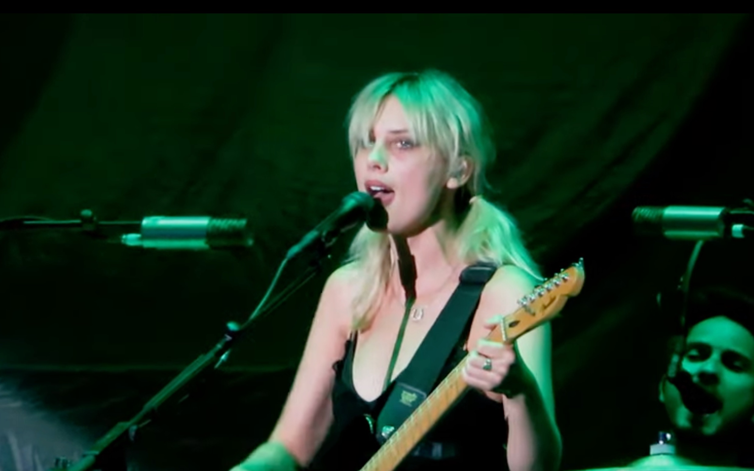 Wolf Alice | 哈卷演唱会狼团开场 Smile/Safe From Heartbreak/How Can I Make It OK ...