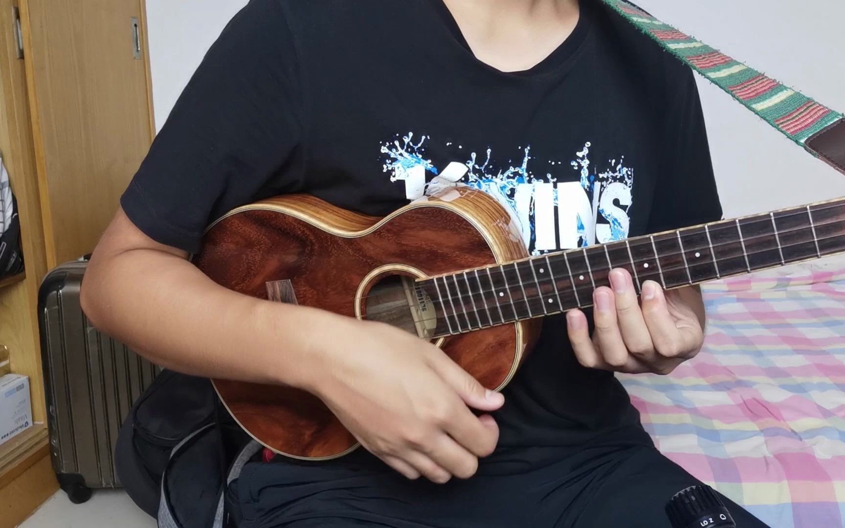 uku | Talking to the moon_哔哩哔哩_bilibili