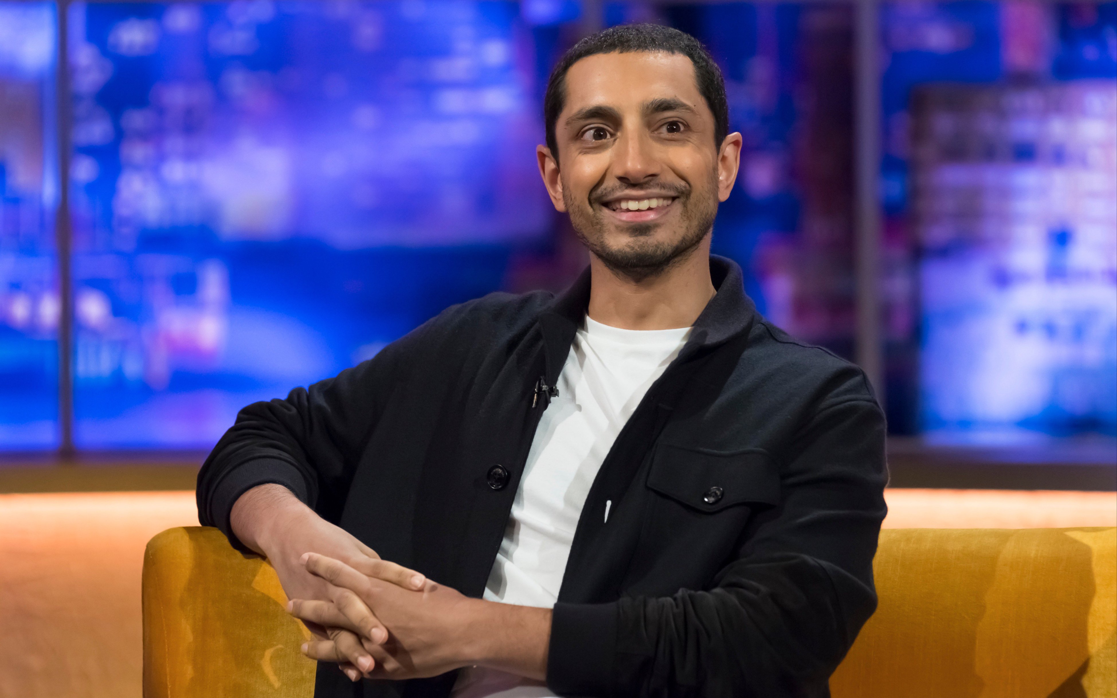 中字 | Riz Ahmed模仿威尔士口音和印度口音 全程高能_哔哩哔哩_bilibili