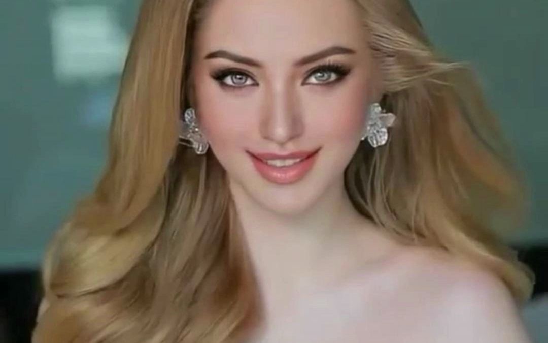 Yeli Kovalenko的变装秀