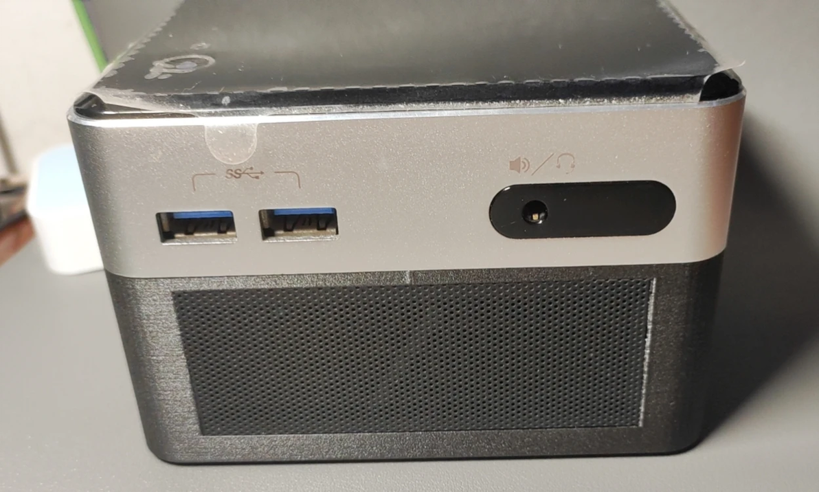 把intel NUC改成迷你NAS - 哔哩哔哩