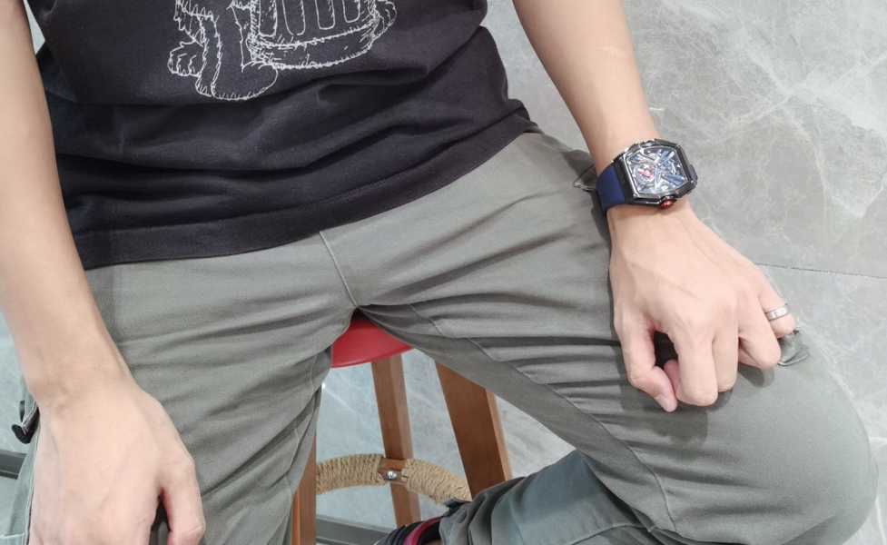 精挑细选的品牌手表，ROSDN劳士顿悟空胜G2201重新定义潮酷时尚 - 哔哩哔哩