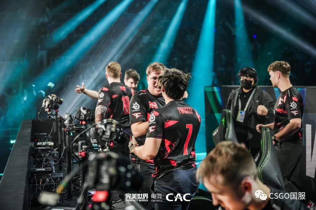 FaZe Clan勇夺CAC 2023冠军！大表哥、责任神完成个人卫冕 - 哔哩哔哩