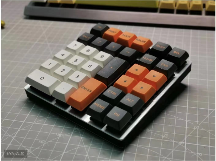 QMK小键盘 附QMK RGB显示大写状态和键层状态教程 - 哔哩哔哩