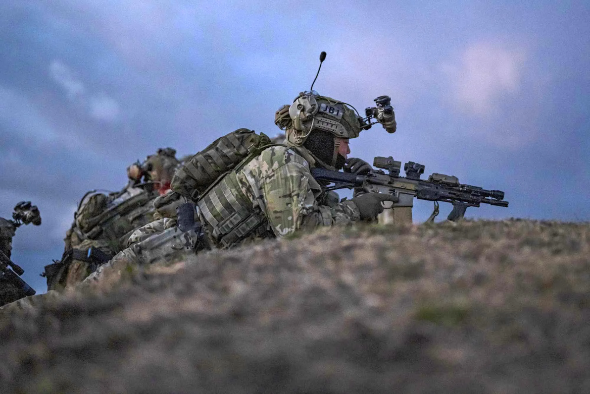 细数那些HK416的护木改装件 - 哔哩哔哩