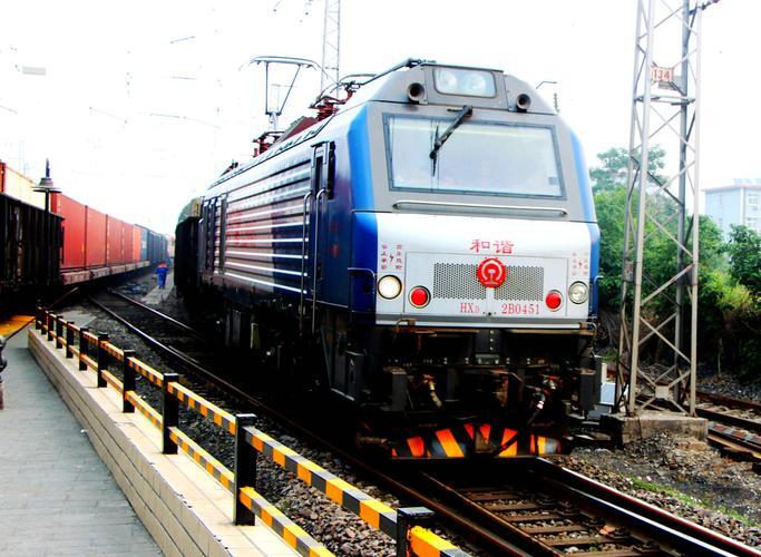 【科普】阿尔斯通的大力士-中国铁道部|法国阿尔斯通公司|HXD2B型交流传动电力机车 - 哔哩哔哩