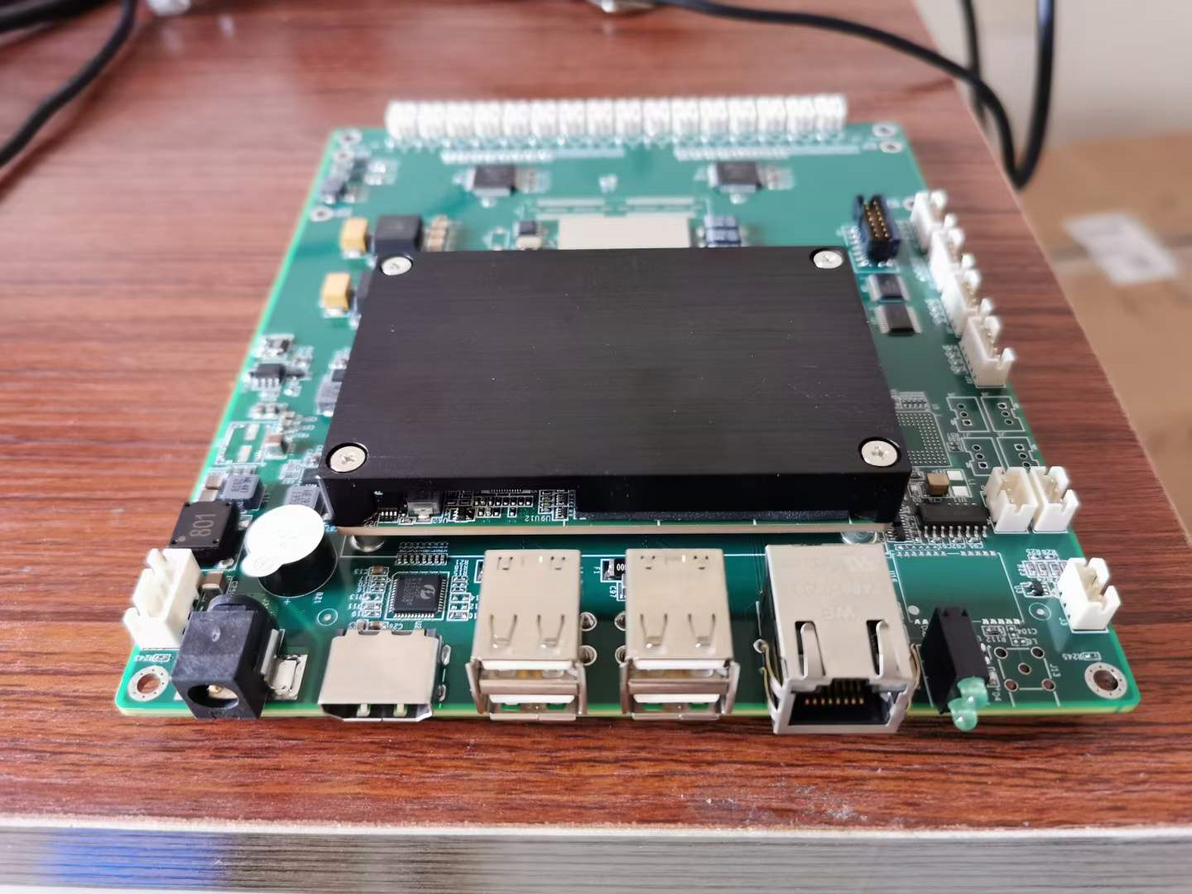 X86 CPU卡片SOM核心板+Xilinx高性能K7 FPGA：16通道16位高精度1MS/s同步数据采集卡 - 哔哩哔哩