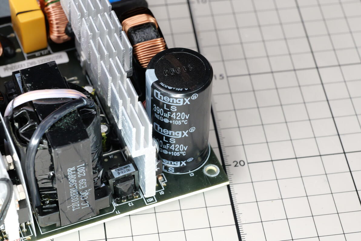 倒是还没接地府，超便宜的750W金牌全模组电源大水牛GPN850拆解评测 - 哔哩哔哩