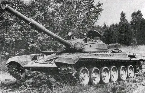 浅析早期T-72坦克防护性能：从T-72到T-72AV - 哔哩哔哩