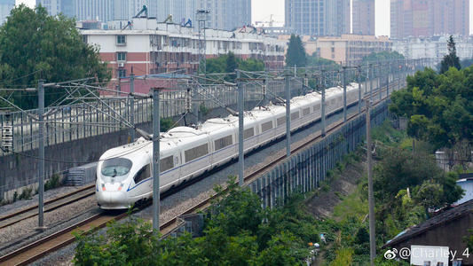 中国铁路现代动车组盘点（5）CRH380系列 - 哔哩哔哩