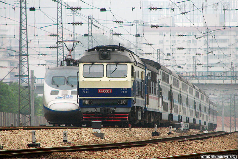 【科普】广深之箭-中国铁道部｜株洲电力机车厂｜长春客车厂｜蓝箭（DJJ1）号动车组 - 哔哩哔哩