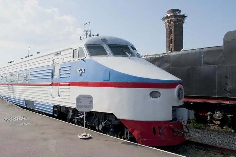 【火车科普贴】S14E40：苏联高铁——苏联铁道部ER200（ЭР200）型电力动车组 - 哔哩哔哩