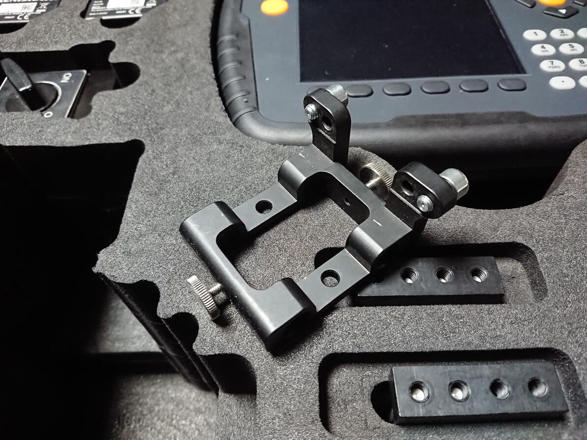 雷尼绍 XK10 激光校准仪自学使用[01][硬件介绍] - 哔哩哔哩