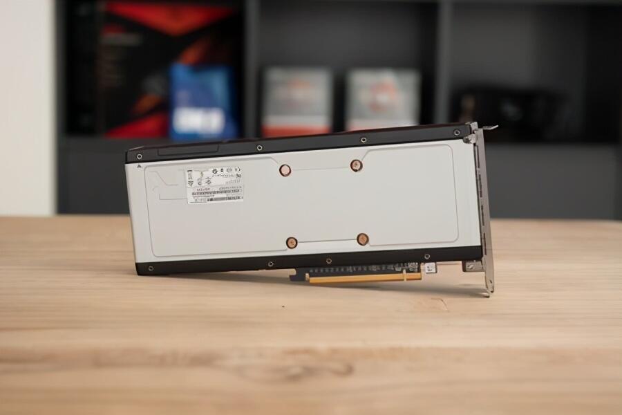 Radeon RX 6700 XT天梯榜评测：高频率令人惊叹，大显存更具优势 - 哔哩哔哩