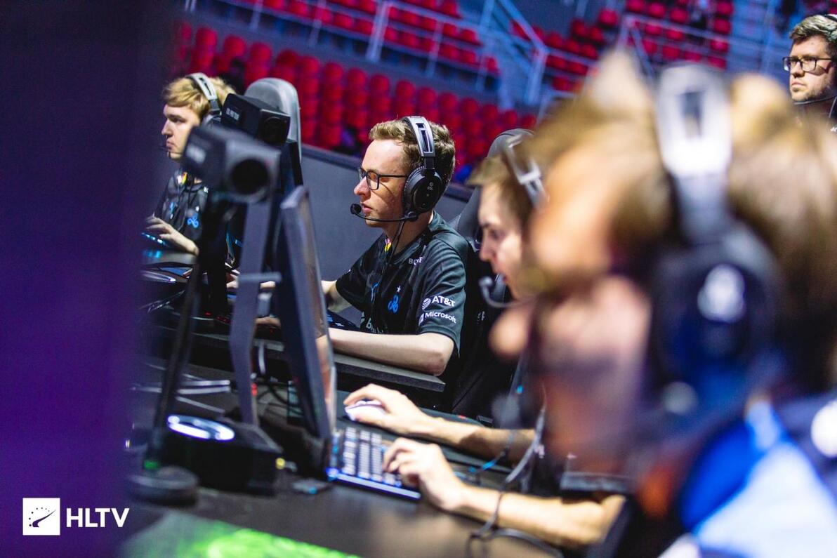 【CSGO】“辅助位”背后的真相？浅谈迷失在体系之外的interz - 哔哩哔哩