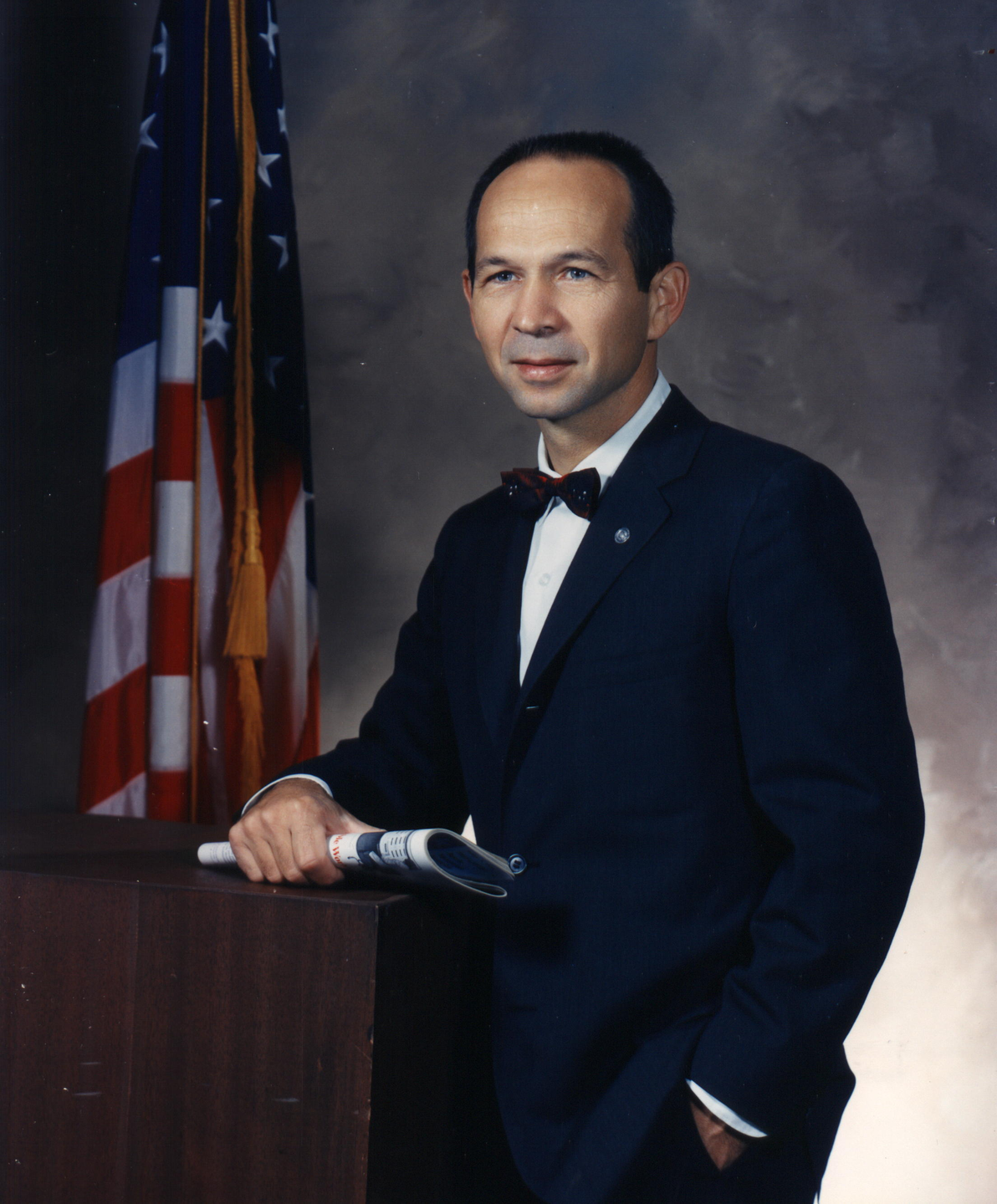 Space Shuttle（上）【航天科普34】 - 哔哩哔哩