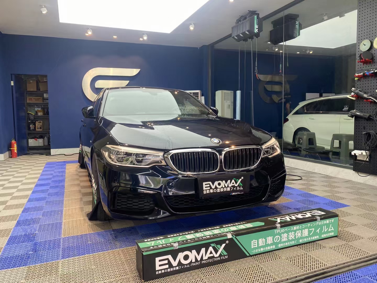 EVOMAX易玛车膜 TPU-M75a进行全车的保护（宝马案例） - 哔哩哔哩