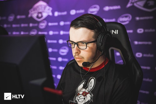 法国最好的CS选手——AMANEK职业史（上） - 哔哩哔哩