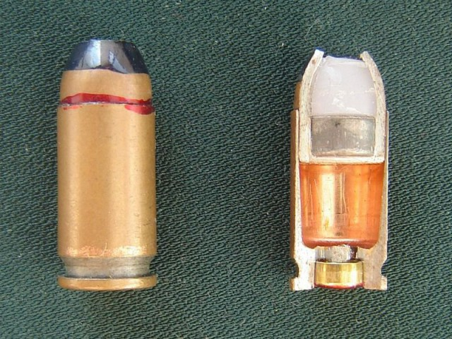 肥一点的9mm，就和老大哥一样大的那种——详解9x18mm马卡洛夫手枪弹 - 哔哩哔哩