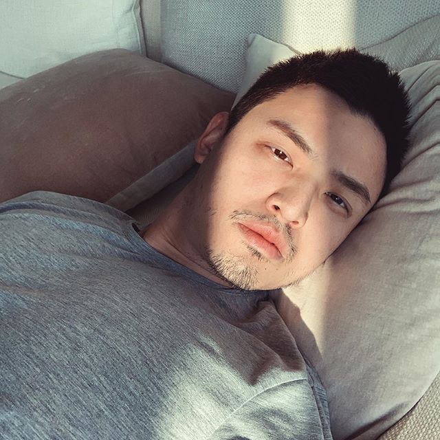 【尼克】名媛范儿的大只翘臀肌肉男! 哔哩哔哩