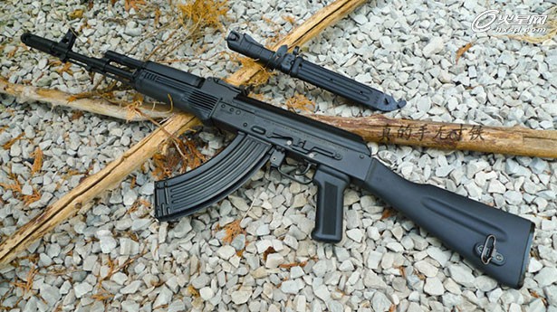 【枪械知识科普】 让你认识到真正的AK系列① - 哔哩哔哩