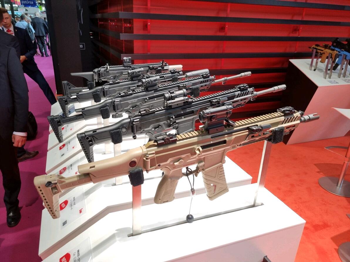 最好的家庭会诞生出怎样的孩子？——HK433资料不全的成长史 - 哔哩哔哩