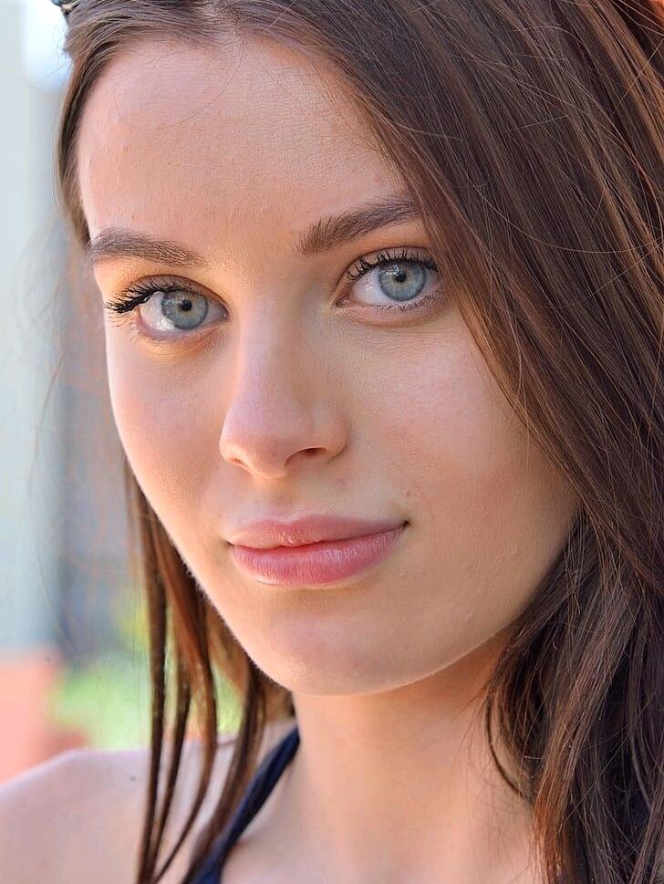 世界美女 第1期：Lana Rhoades个人资料及写真照片 - 哔哩哔哩