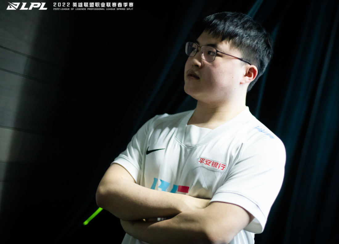 UZI正式复出！BLG1-2输给IG，暴露一大致命问题但未来可期！ - 哔哩哔哩