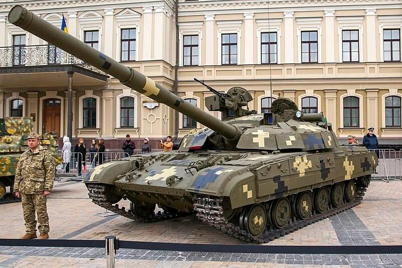 乌克兰T-64U/T-64BM和BM Bulat主战坦克（447AM1工程） - 哔哩哔哩