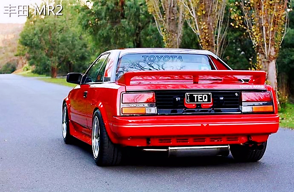 丰田MR2初代（头文字D—小柏海座驾） - 哔哩哔哩