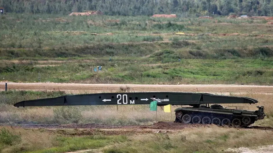 【坦克型号盘点系列】T-72/90底盘的其他衍生车辆（重置版） - 哔哩哔哩