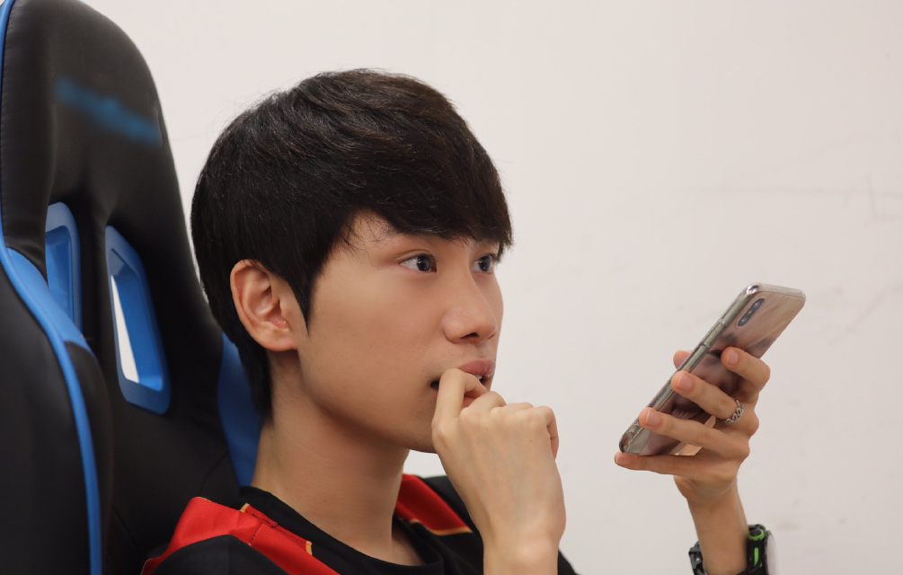 为何要Ban潘森？Doinb欧服主页给你答案，IG半决赛要小心了 - 哔哩哔哩