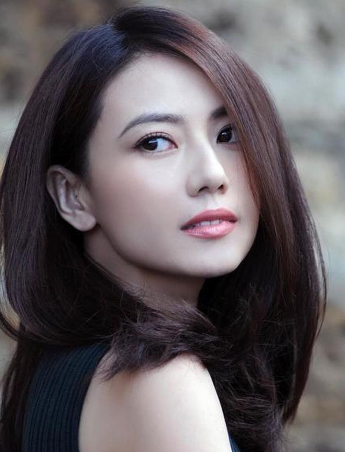 高圆圆美图珍藏版22张 - 哔哩哔哩