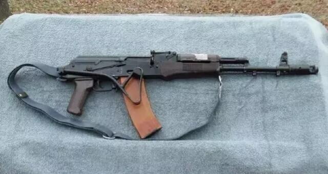 【科普】来自东德的传奇利器——MPi-KM系列突击步枪 - 哔哩哔哩