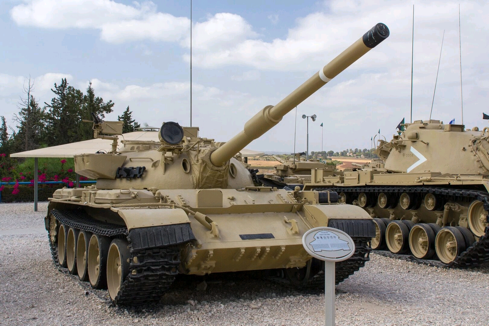 T54/55国外部分现代化的改进型 - 哔哩哔哩