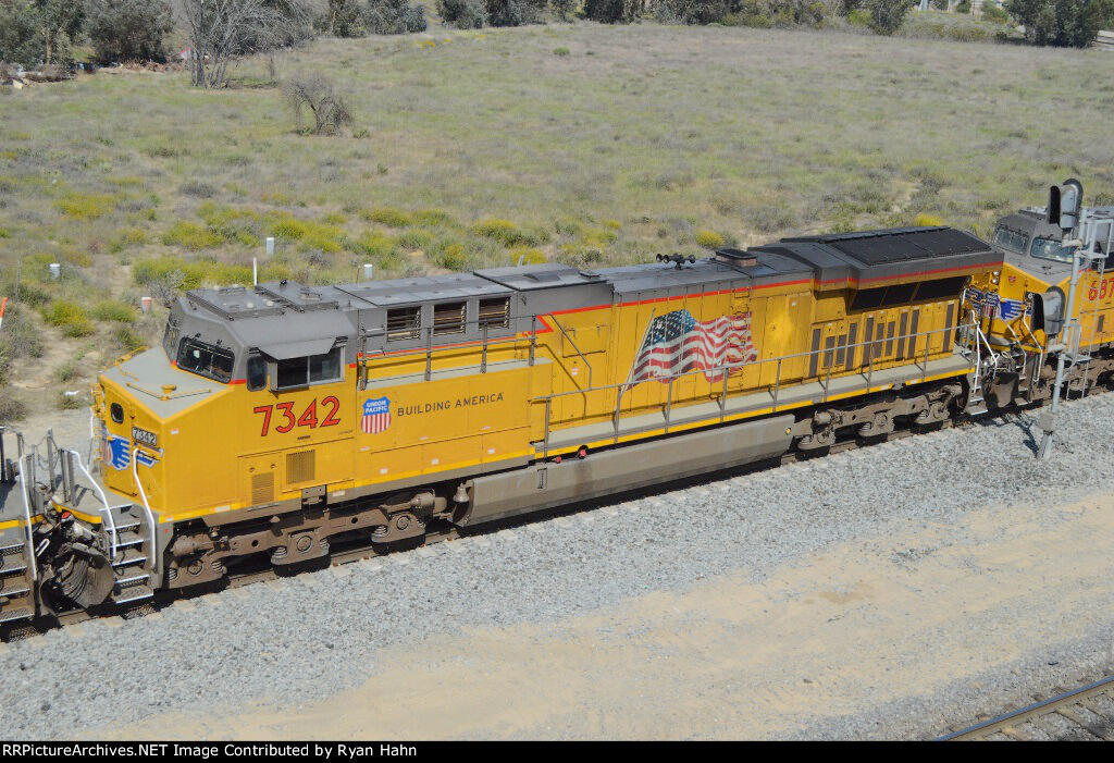 【科普】美国联合太平洋铁路的内燃机车重建成果——C44ACM型内燃机车 - 哔哩哔哩