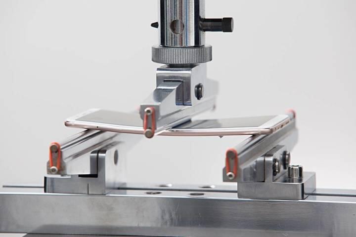 手机盖板三点弯曲强度试验机 - 哔哩哔哩