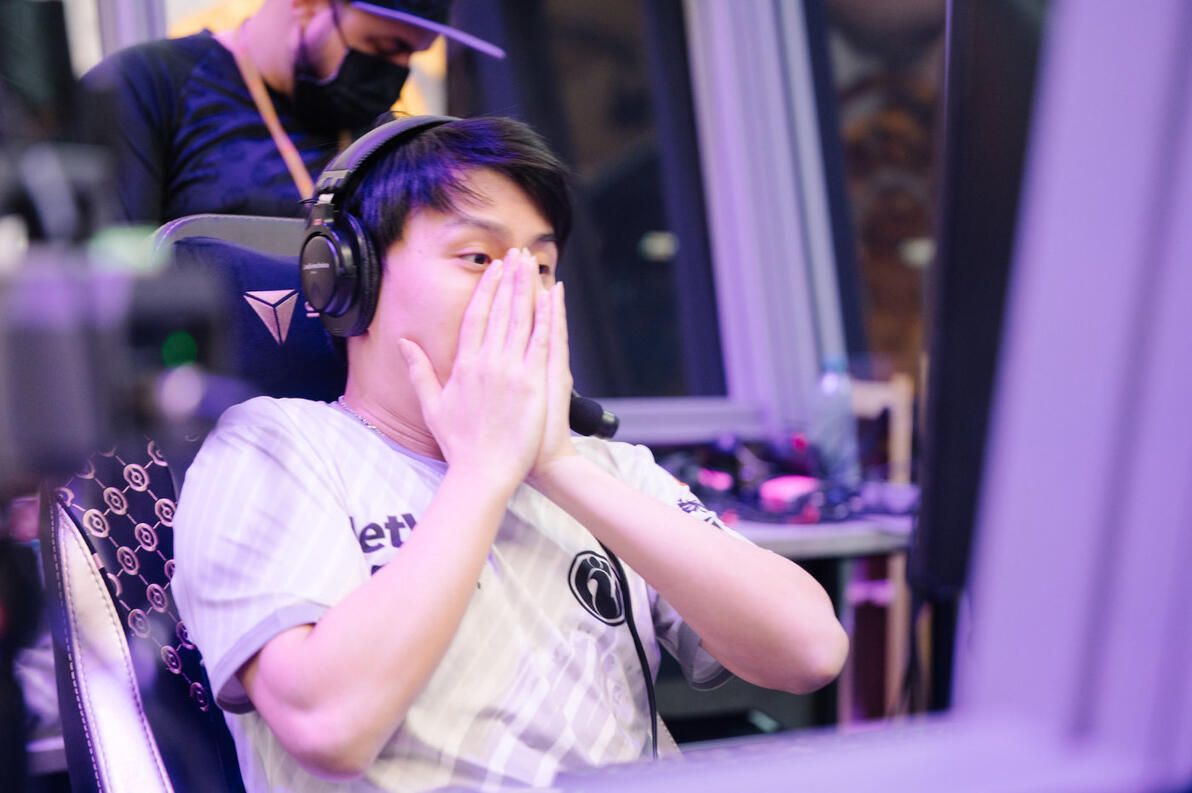 TI10主赛事第五日：PSG.LGD率先杀入决赛，VG、iG告别赛场 - 哔哩哔哩