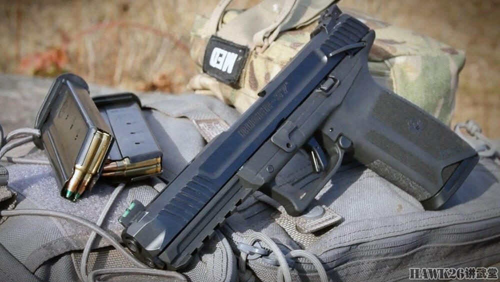 KelTec P50手枪揭开神秘面纱 采用P90弹匣供弹 特殊口径热度十足 - 哔哩哔哩