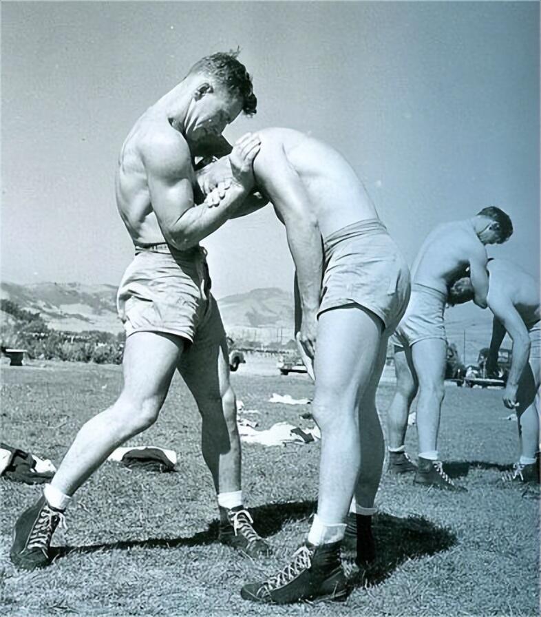 纳尔逊式锁（Nelson hold） - 哔哩哔哩