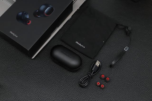 小红点出耳机了？ThinkPlus新品Track Pods真无线蓝牙耳机评测 - 哔哩哔哩