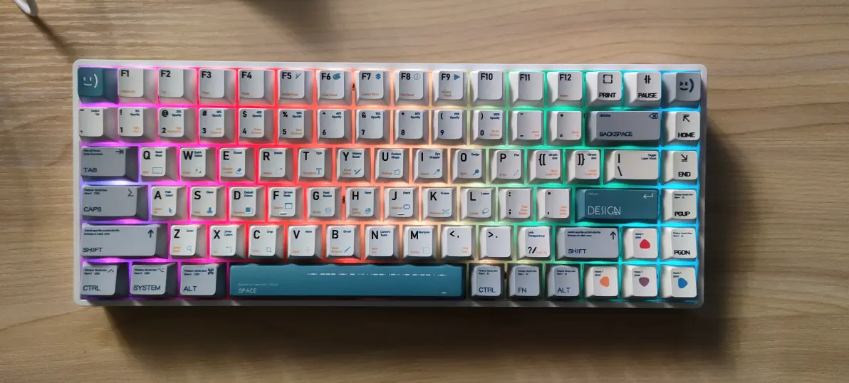 第一把客制化键盘——黑吉蛇dk84，静音宿舍系 - 哔哩哔哩