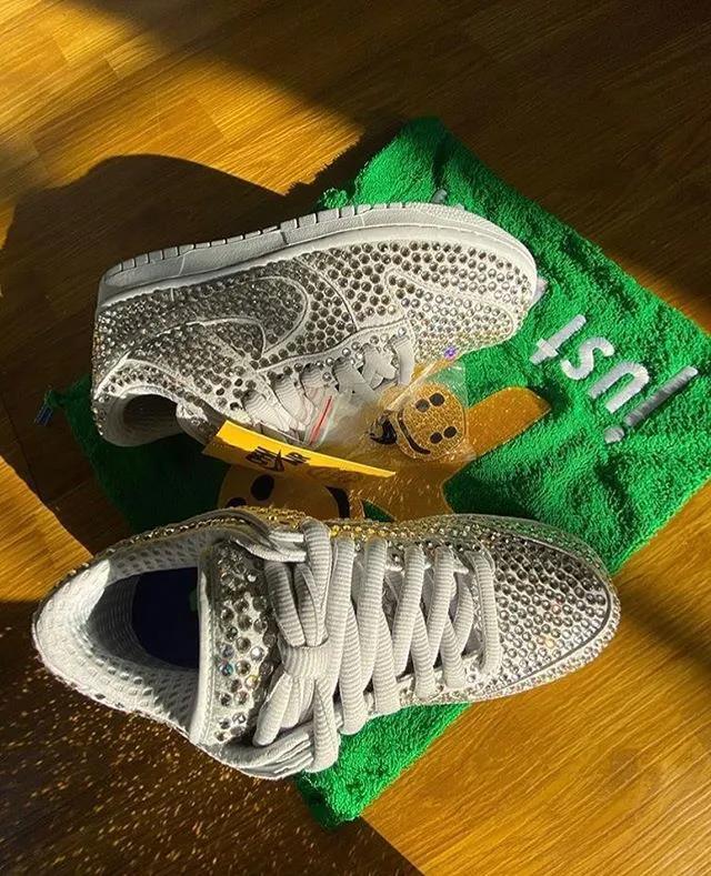 下一双 OW x Jordan 联名发售定档 & CPFM x Nike 再曝光！丨武林鞋报 - 哔哩哔哩