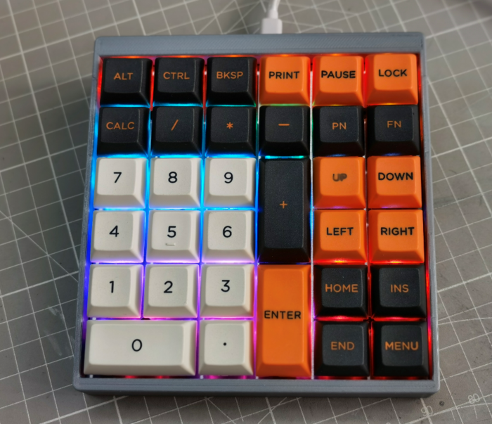 QMK小键盘 附QMK RGB显示大写状态和键层状态教程 - 哔哩哔哩