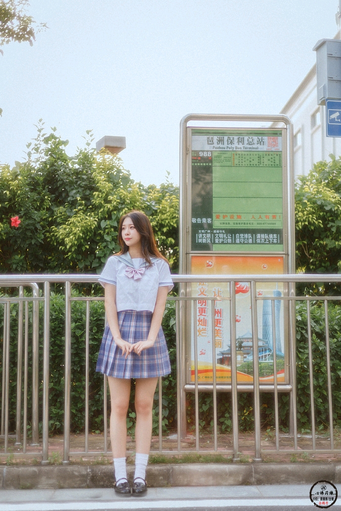 2021萤火虫漫展上的jk少女 - 哔哩哔哩